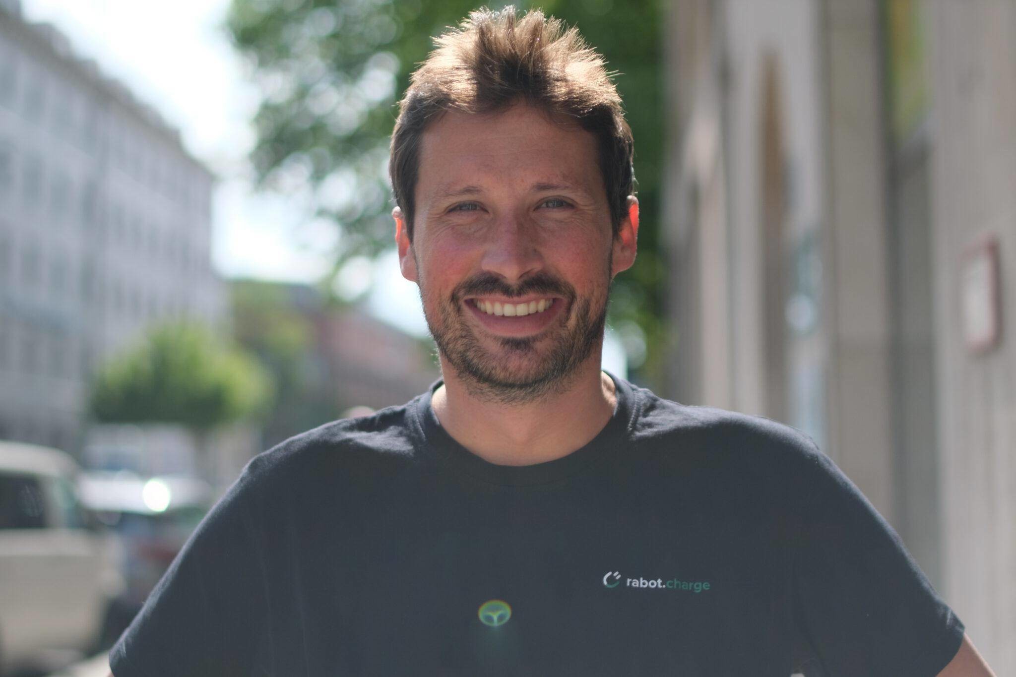 Dynamischer Ökostrom für E-Auto & Haushalt | Rabot Energy